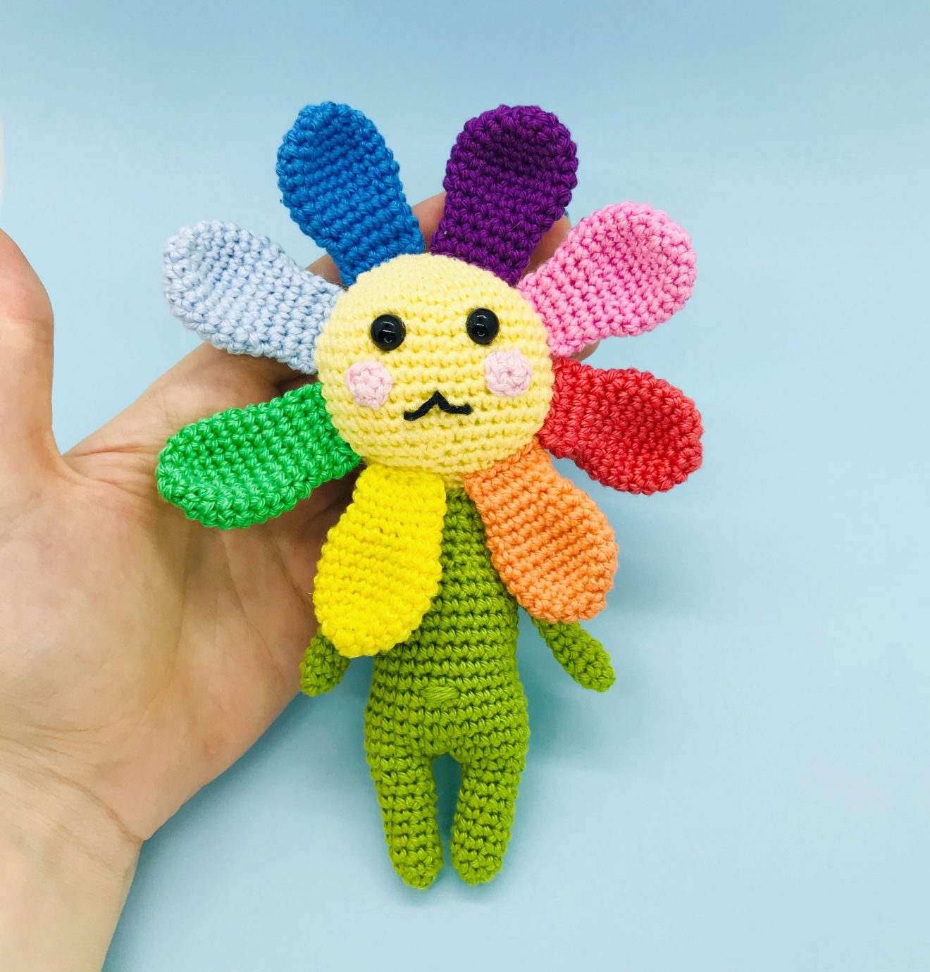 Crochet Flower ring - Free crochet pattern - My Rainbow Crochet