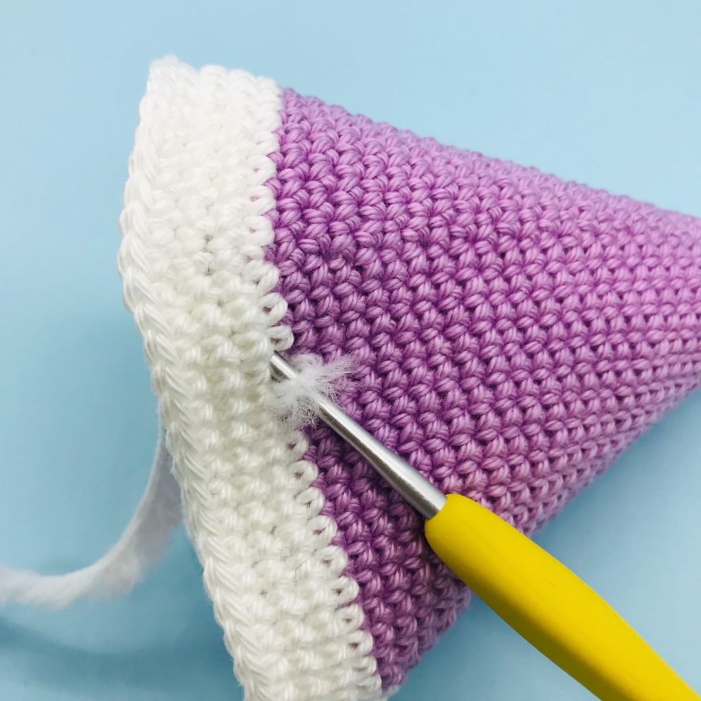 Party Hat - Free crochet pattern - My Rainbow Crochet