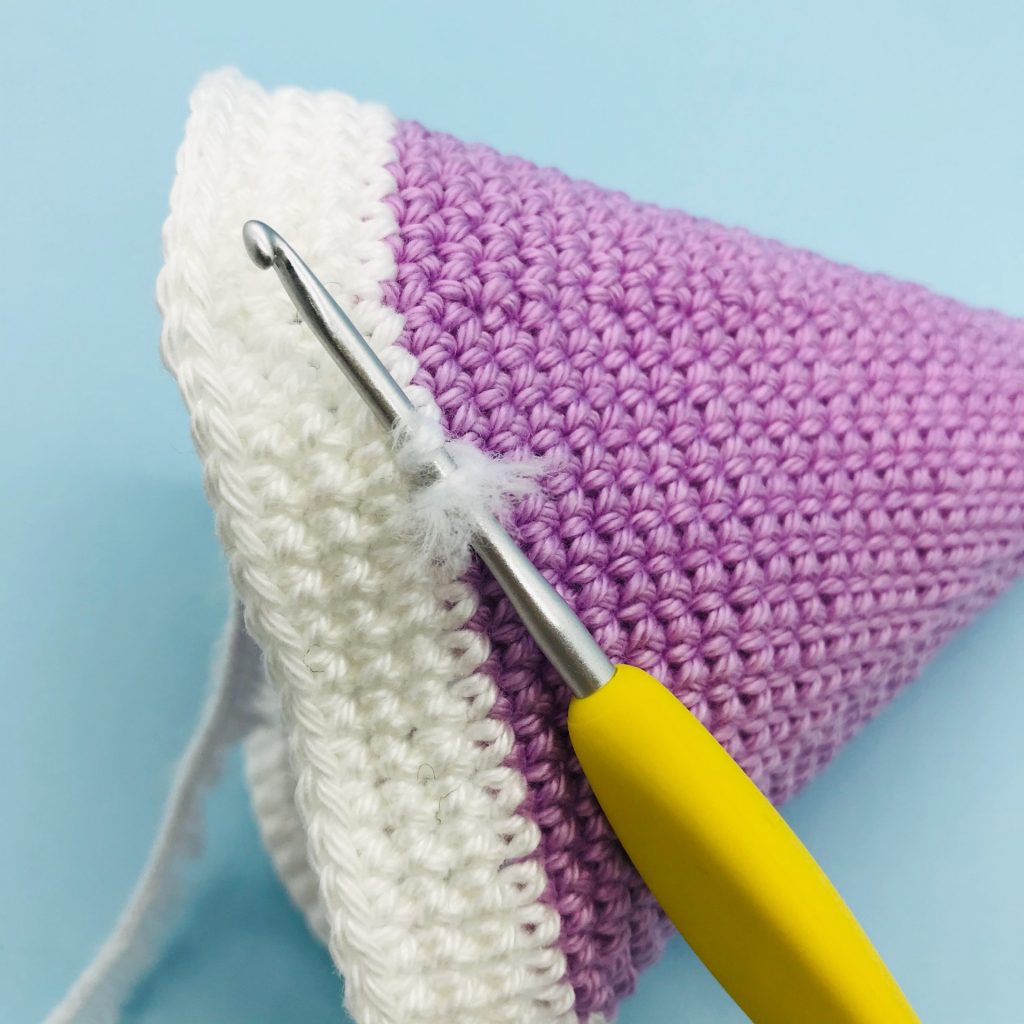 Party Hat - Free crochet pattern - My Rainbow Crochet