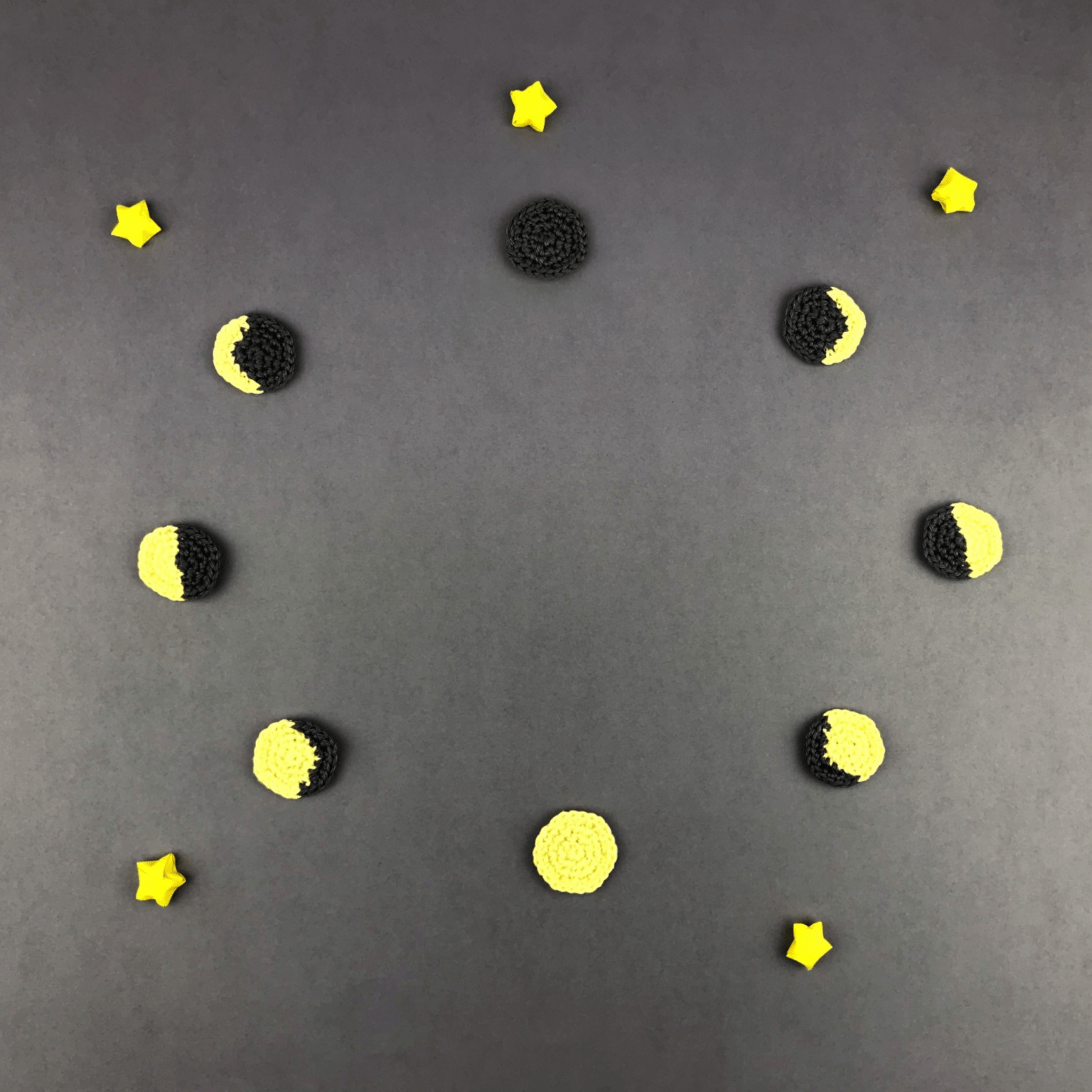 Moon phases - Crochet pattern - My Rainbow Crochet